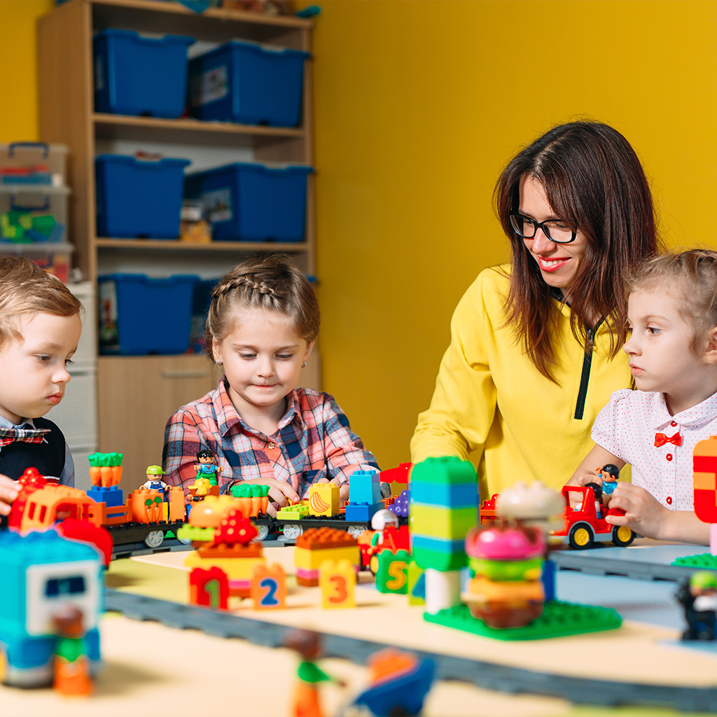 Transforma el futuro de los niños: Capacitate como asistente de la ...