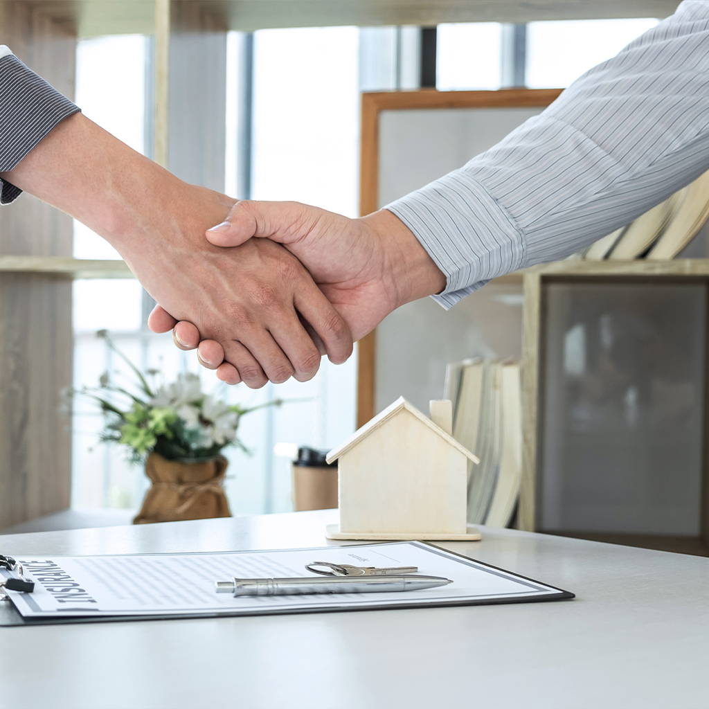 Vende y asesora con éxito: Aprende a ser corredor de propiedades y ...